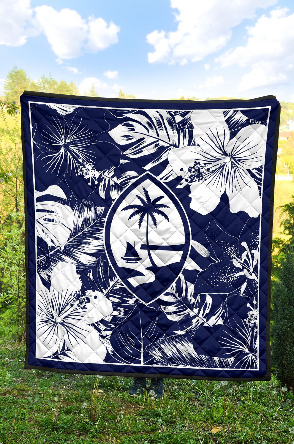 Guam Hibiscus Navy Blue Quilt – Island Life